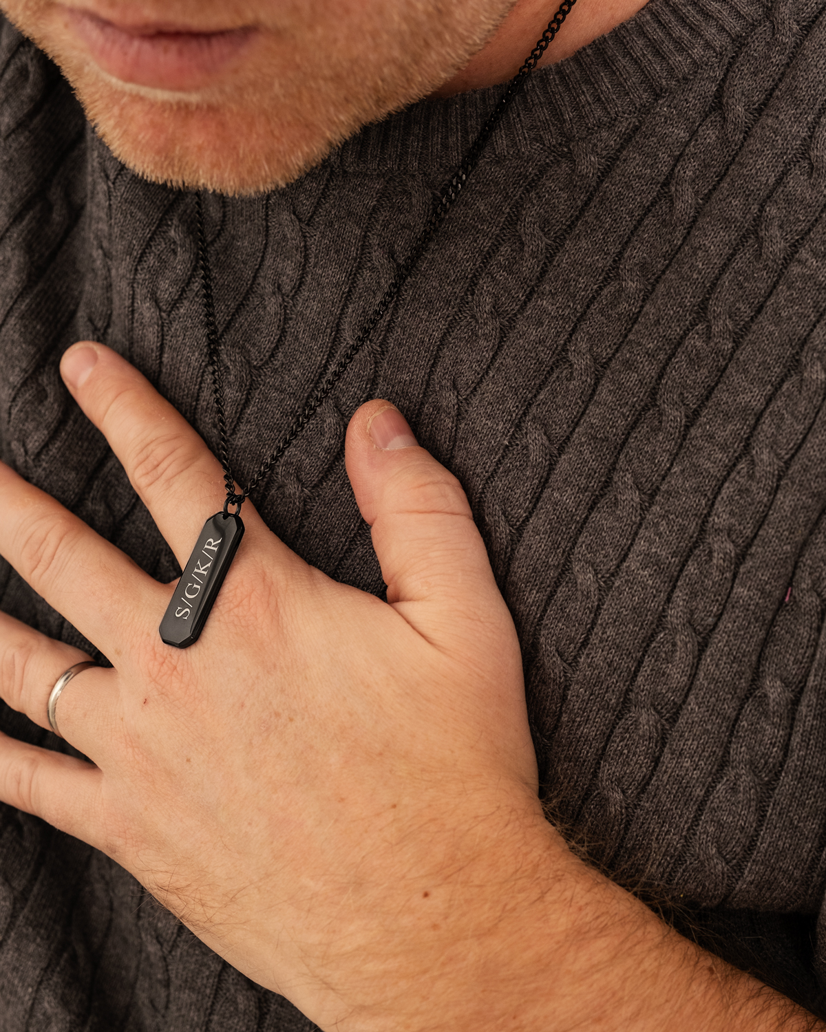 Heren ketting graveerbare bar zwart | Kettingen | DRKS